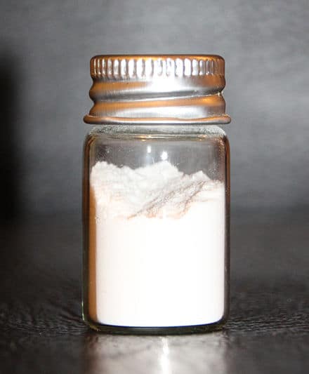Silicon dioxide (Silica) - The Ceramic School